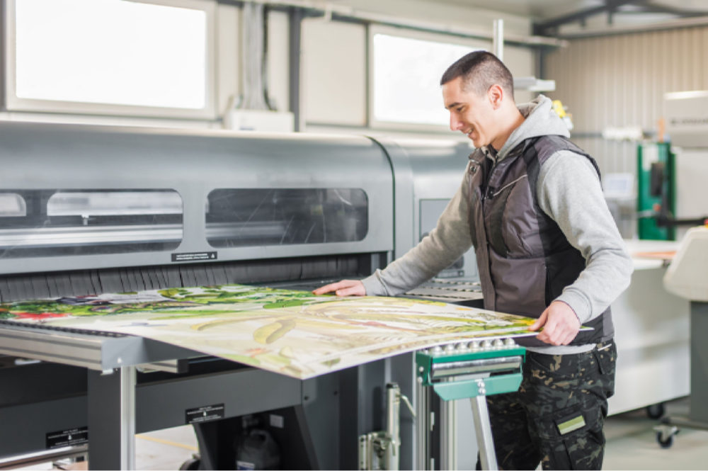 Large Format Printers and Solutions - Graphic International centre